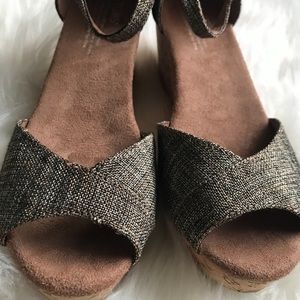 Toms | Shoes | Toms Wedge Platform Sandal | Poshmark